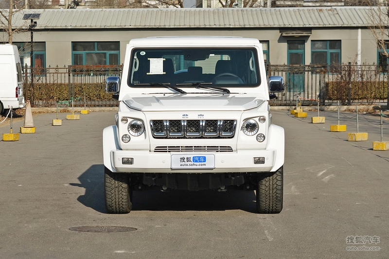 北京越野北京BJ80图片】_2020款 2.3T 自动侠客版_雪域白_外观_搜狐汽车网