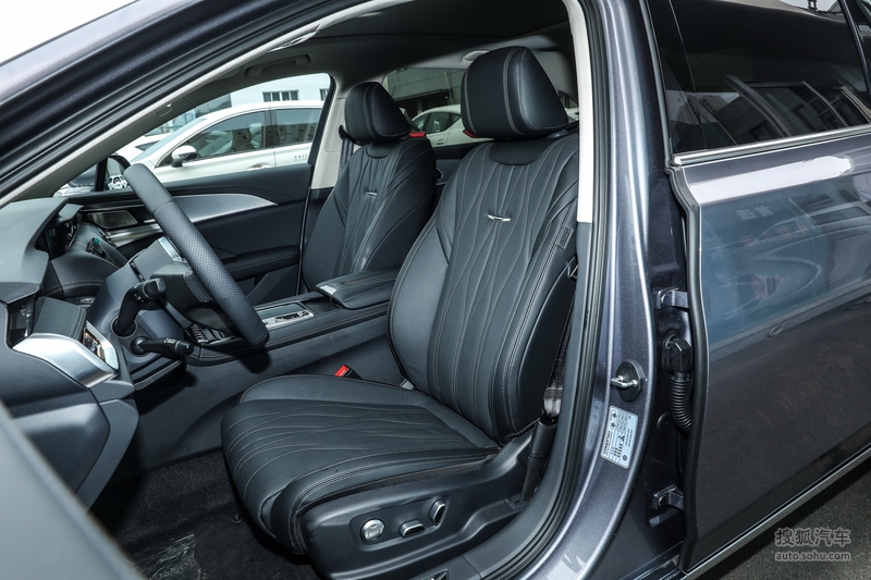 红旗H5图片】_2023款 2.0T 自动智联旗领版 _内饰_搜狐汽车网