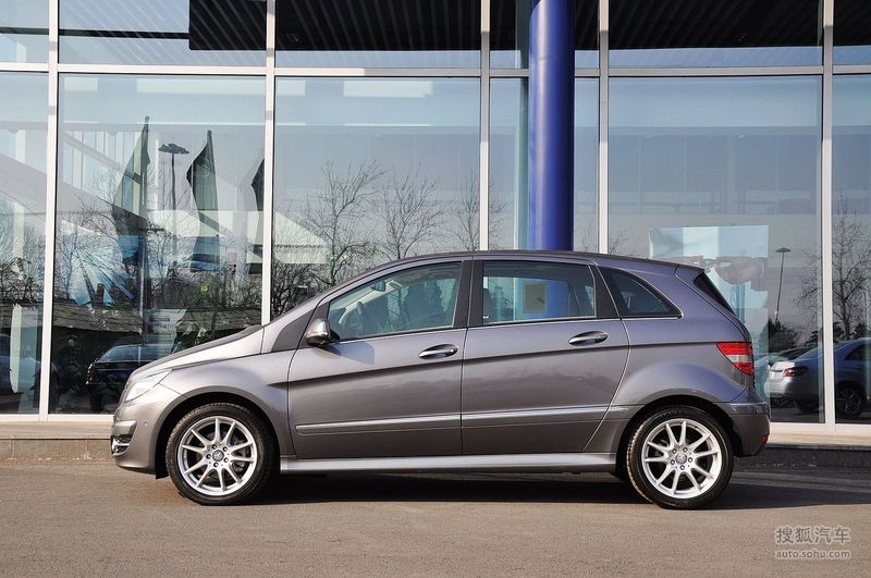 奔驰B级图片】_2009款 B200 豪华型_外观_搜狐汽车网